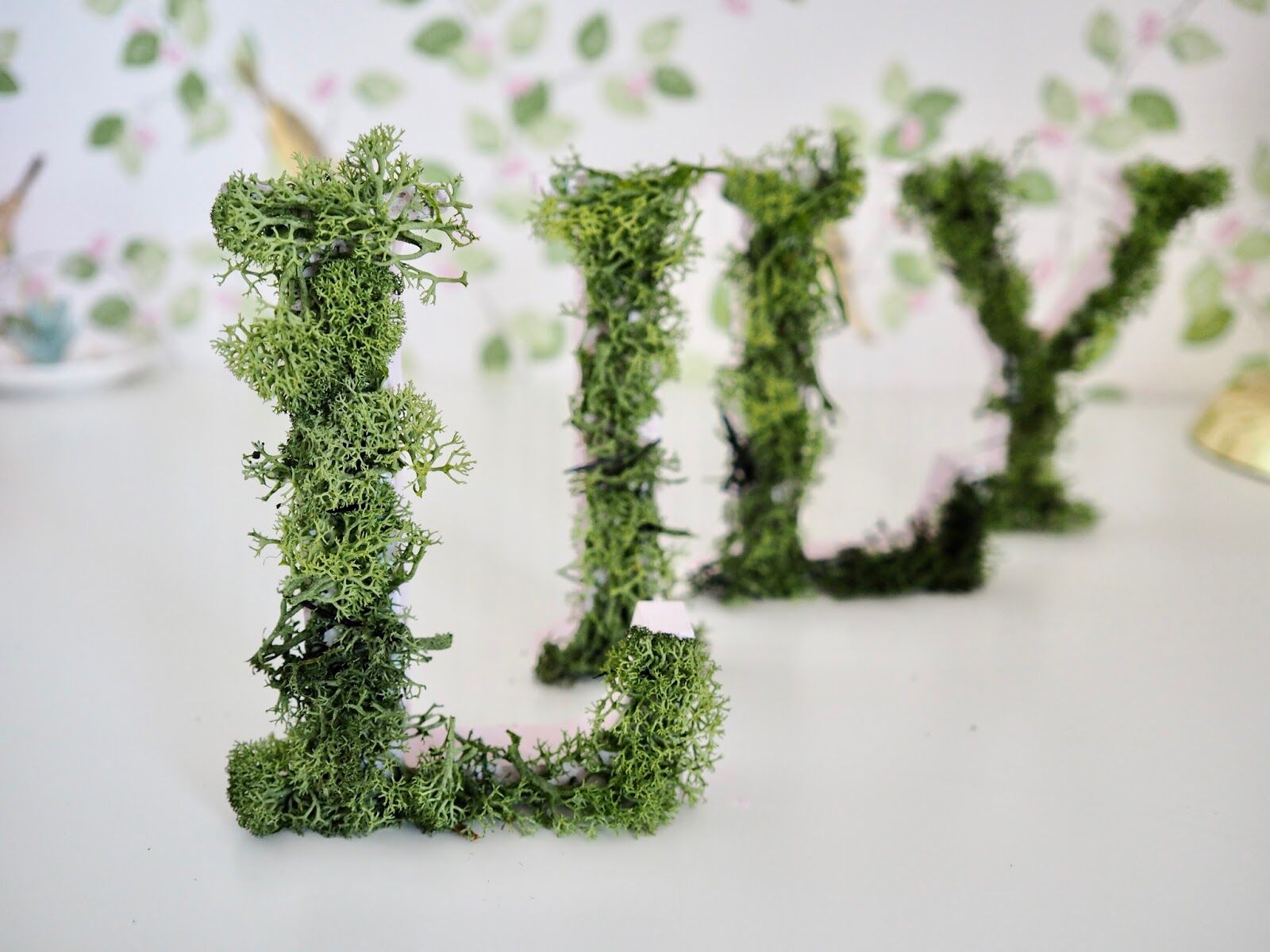 How To Make Standing Floral Letters - Dainty Dress Diaries