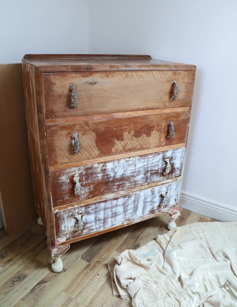 How To Effortlessly Remove Chalk Paint - Dainty Dress Diaries